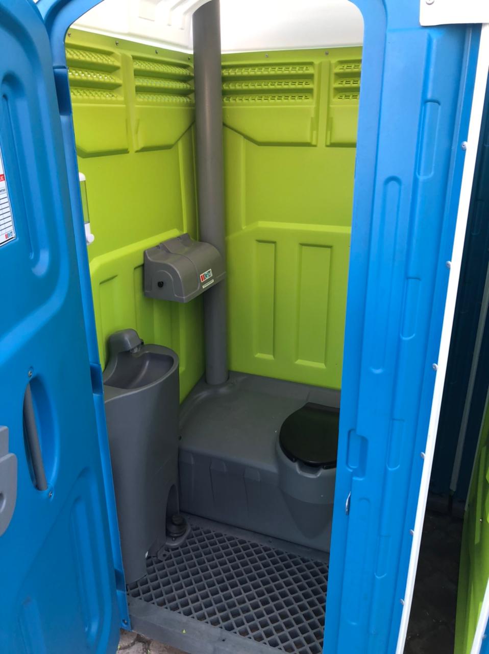 Renovamos los Baños Químicos en Faena